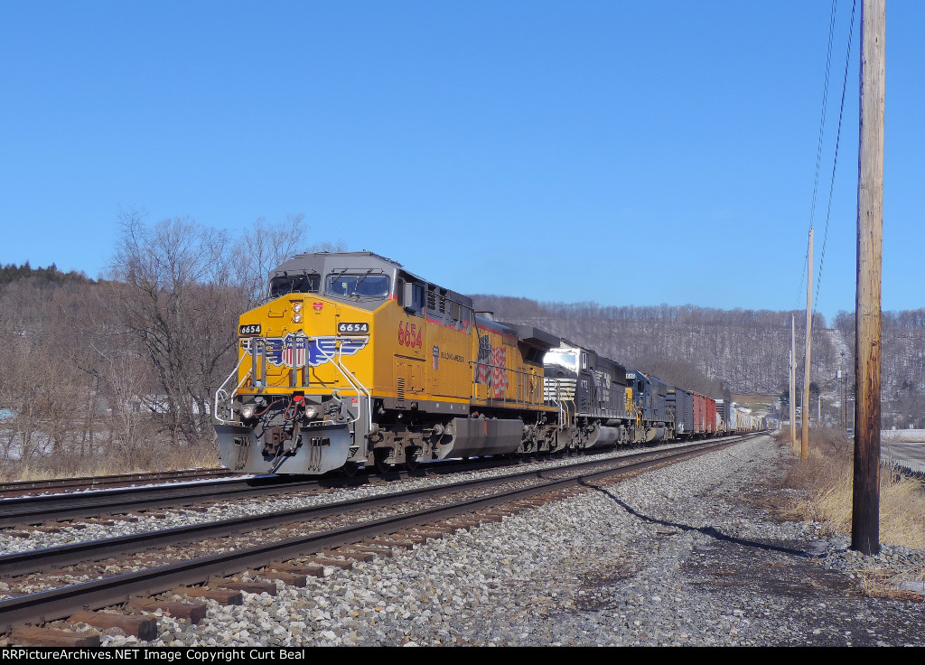 UP 6654, NS 6772, CSX 8618 (4)